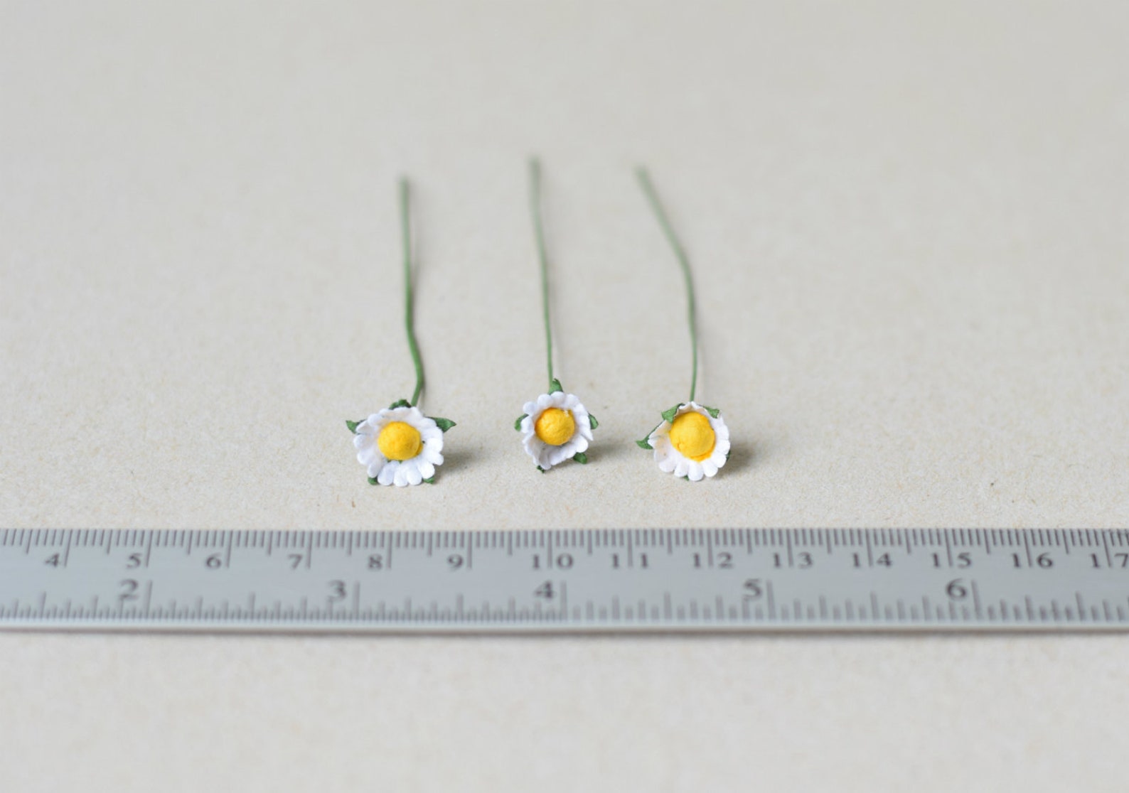 10 Mm 20 Daisy Mulberry Paper Flowers for Crafts scrapbooking - Etsy