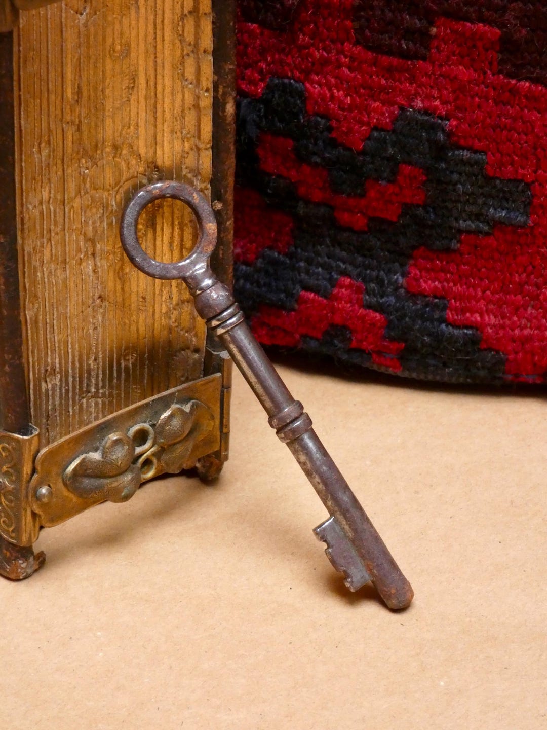 Art Deco Bungalow Key, 1920s Skeleton Key Collectible - Etsy