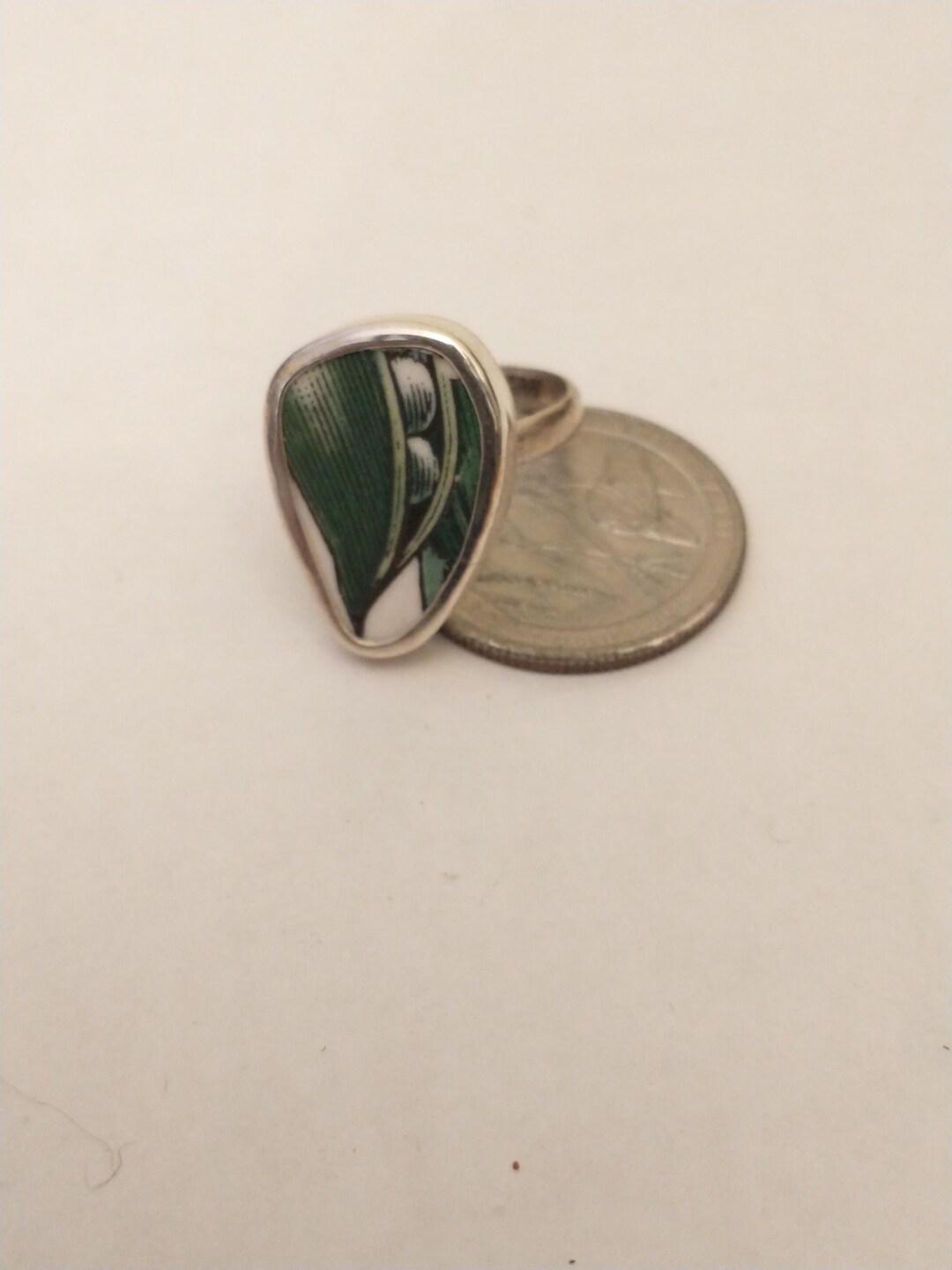 Broken China Jewelry,.sterling Sliver Ring , two PEAS in A POD a 693 - Etsy