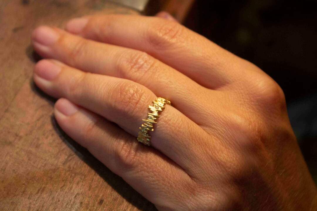 18K Fair Gold Engagement Ring With a Fairtrade Traceable White Diamond ...