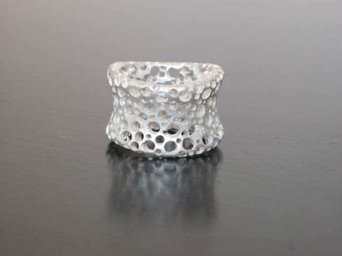 Responsibly Mined Silver Band Ring Tub White Silver Finsih Avant Garde ...