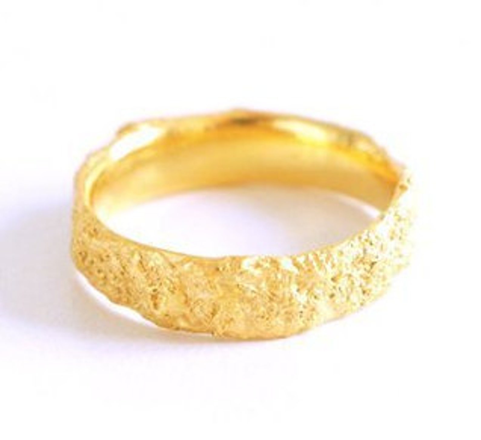 Ethical 18K Solid Gold Ring With White Traceable Fair-trade | Etsy