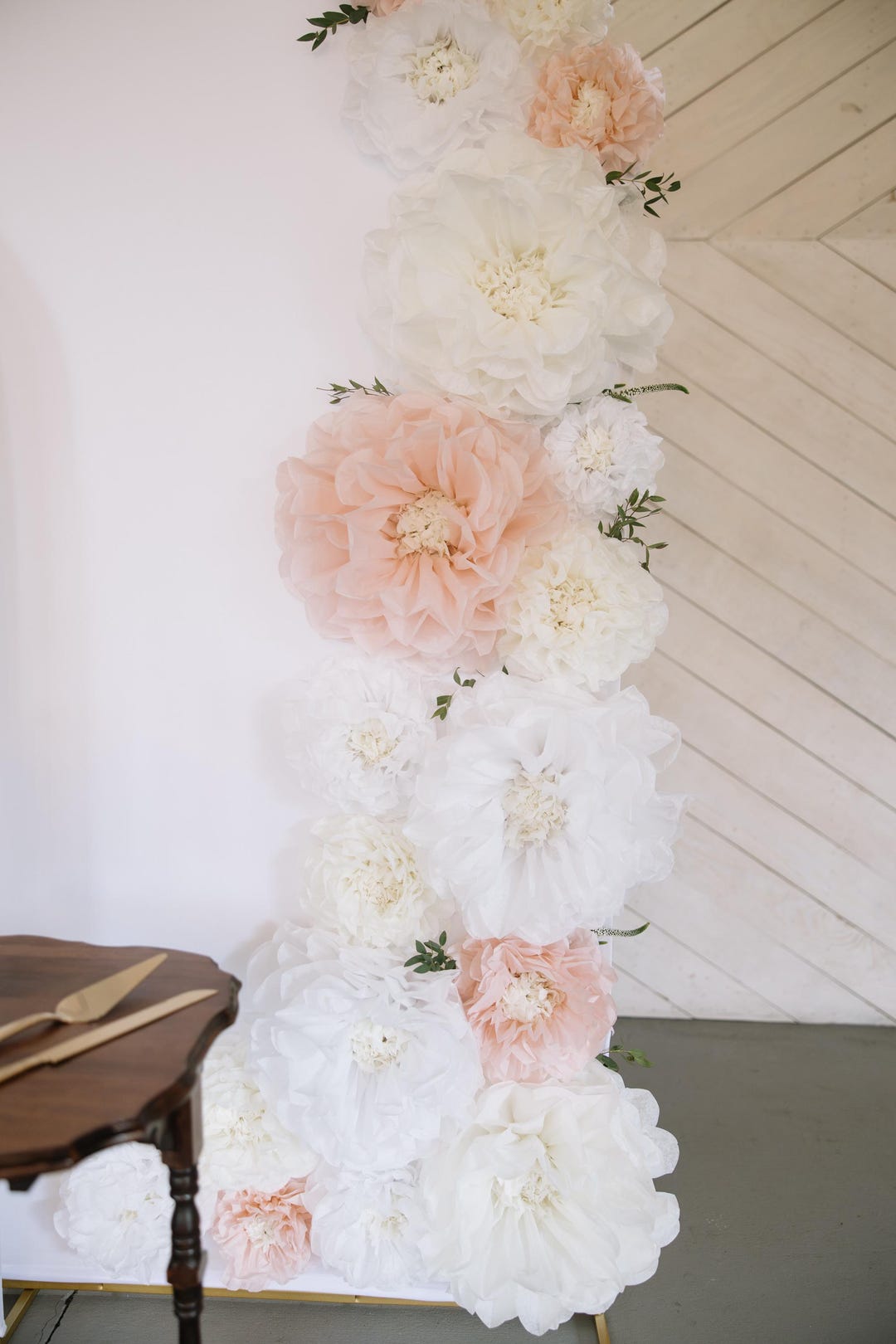Tissue Paper Flower Backdrop, Blush & White, Set of 10 - Etsy
