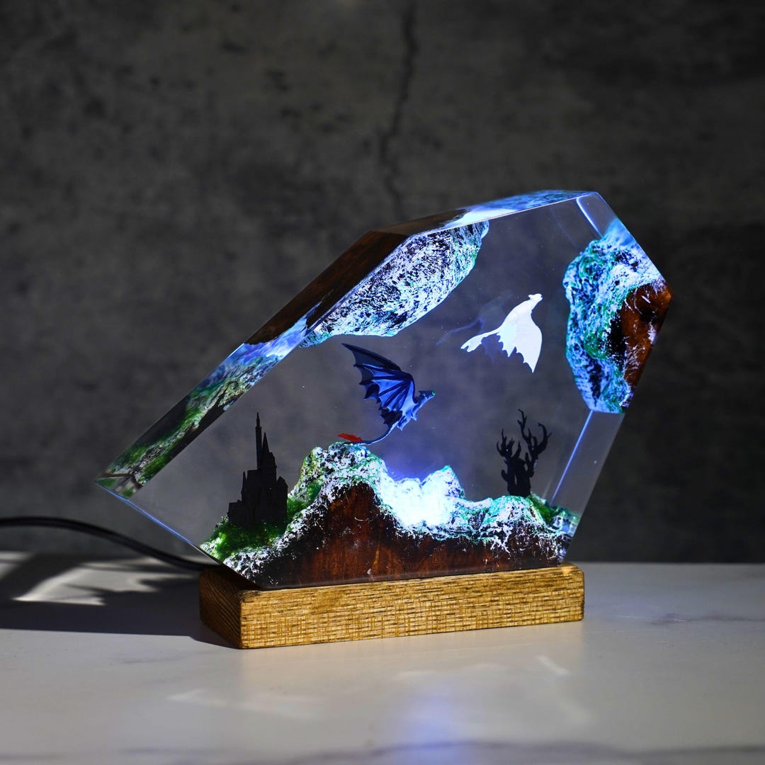Fantasy Dragon Resin Lamp – 3D Flying Dragons Diorama Light – RGB LED ...