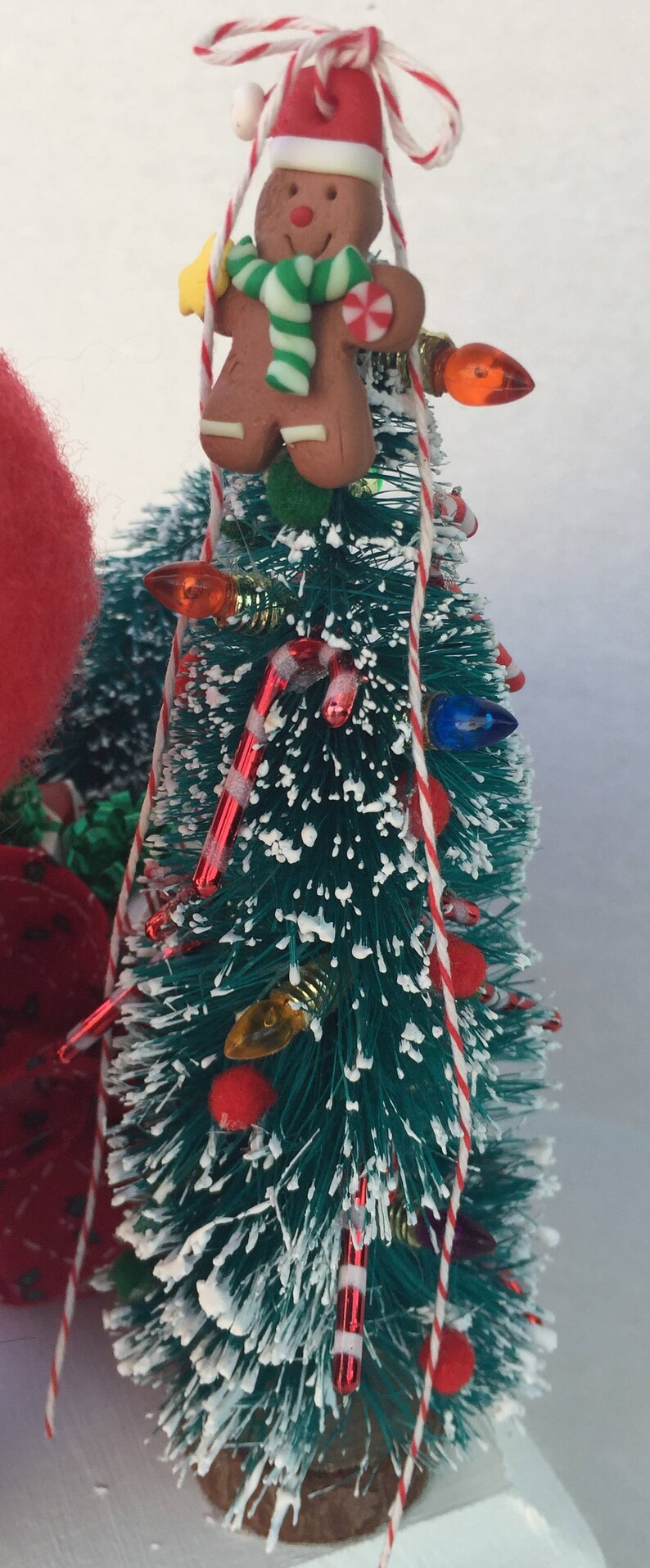 HERE COMES SANTA Perfect display piece for the Holidays | Etsy