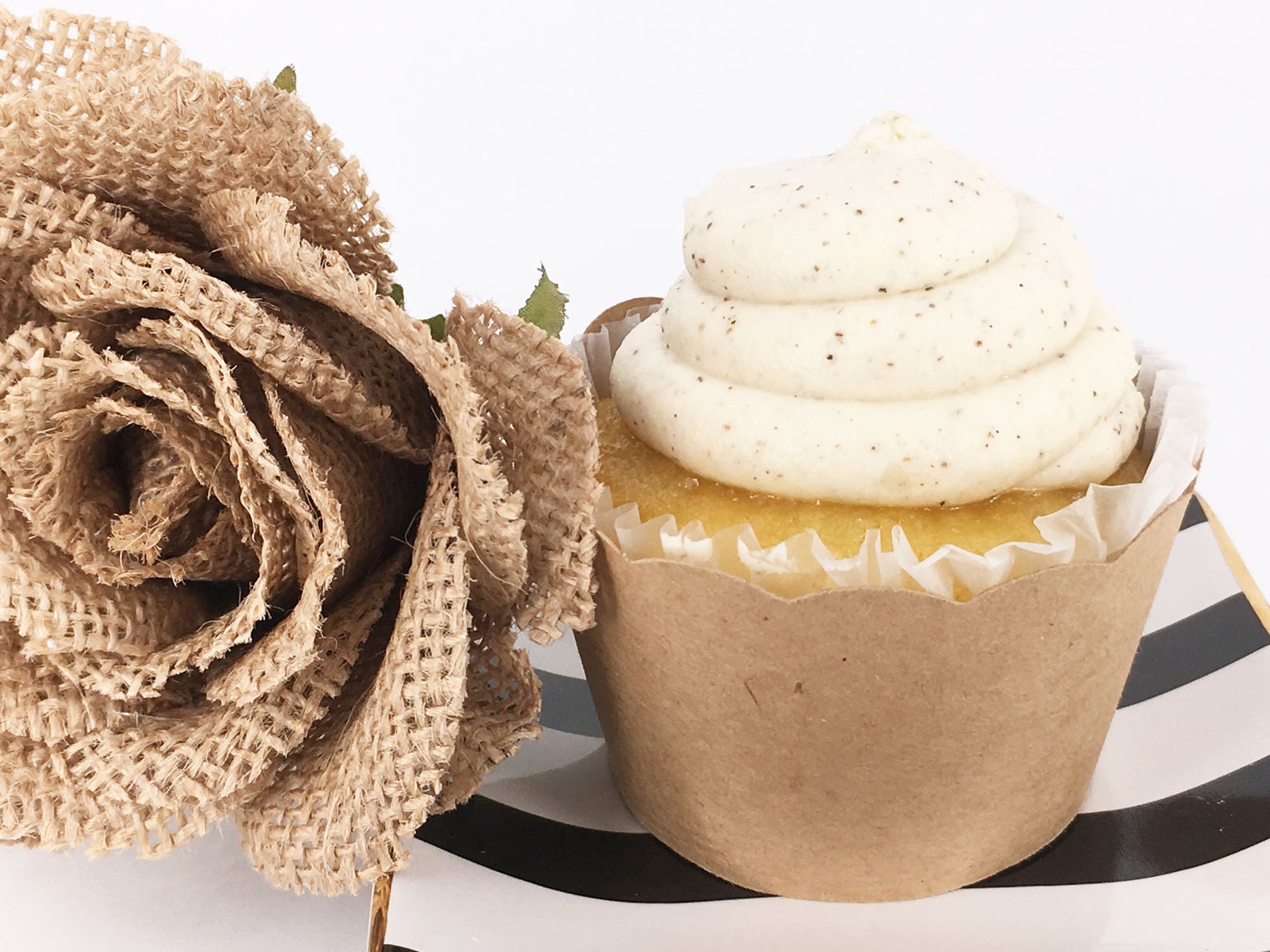 Kraft Paper Wedding Cupcake Wrappers Qty 12 by Your Little - Etsy