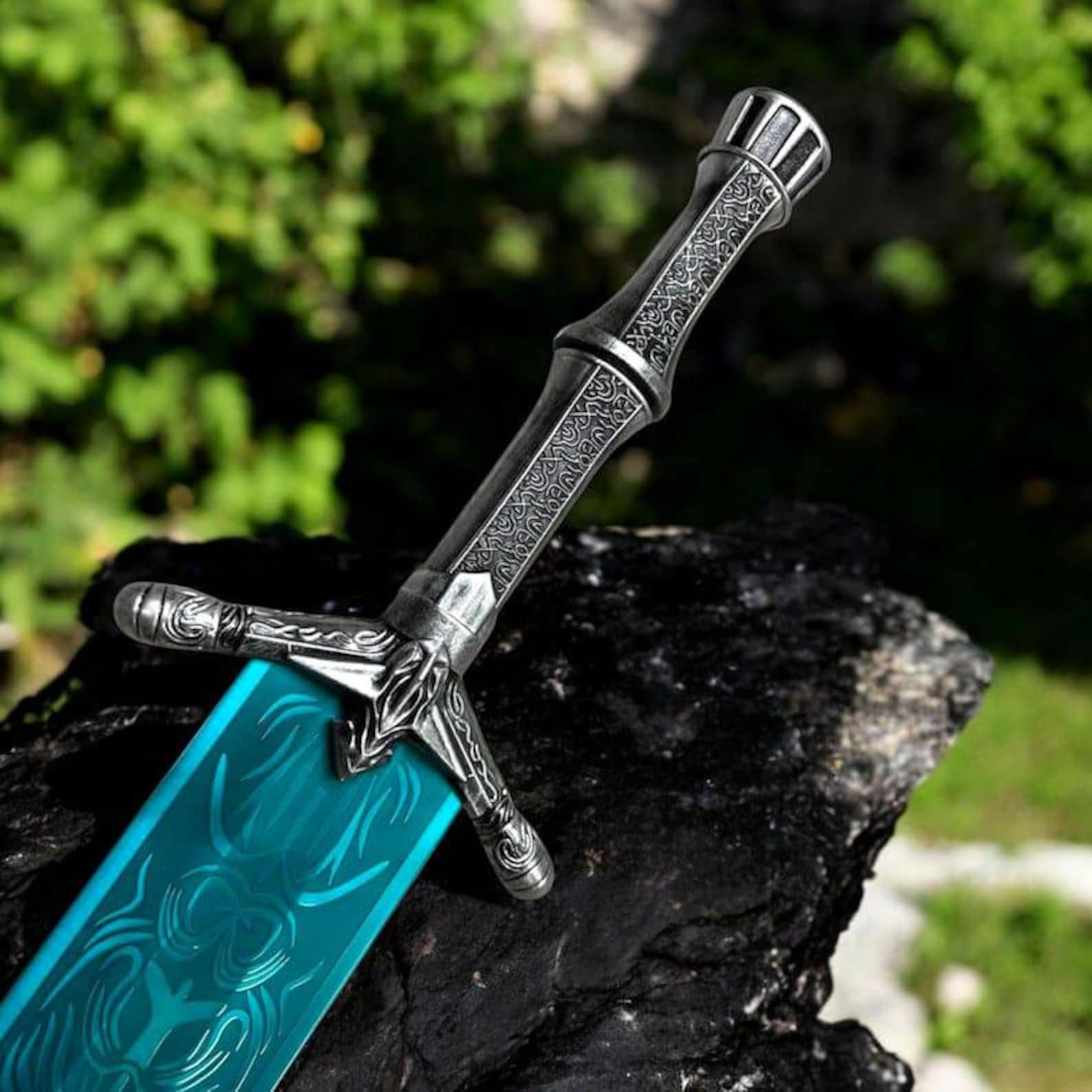 Moonlight Greatsword Metal Replica, Hand-painted Luminous Cosplay Prop ...