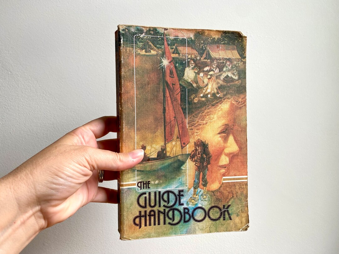 Vintage Girl Guide Handbook Canadian Girl Scouts // 1977 - Etsy
