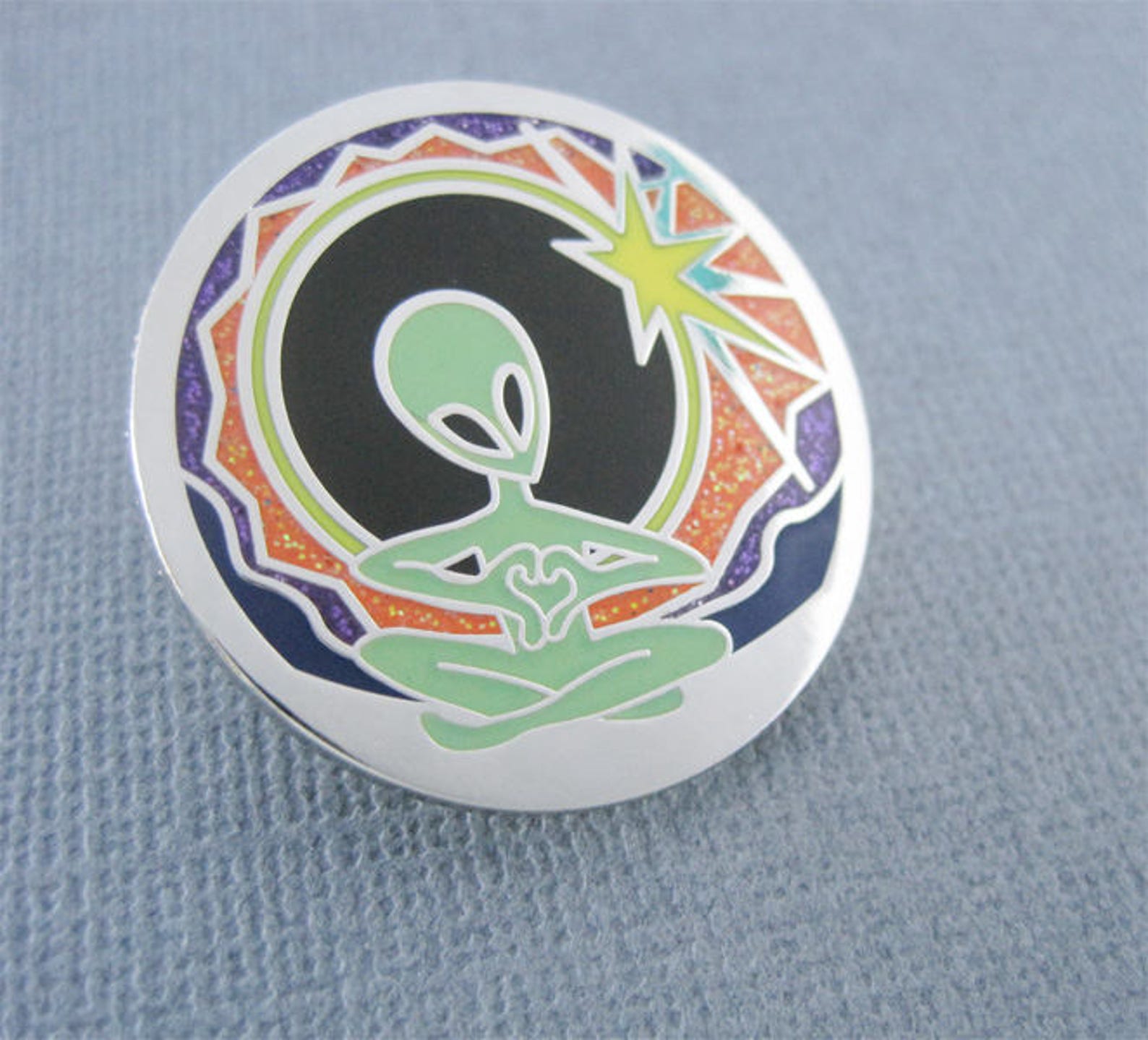 Alien Eclipse Enamel Pin Eclipse Pin Alien Pin Solar | Etsy