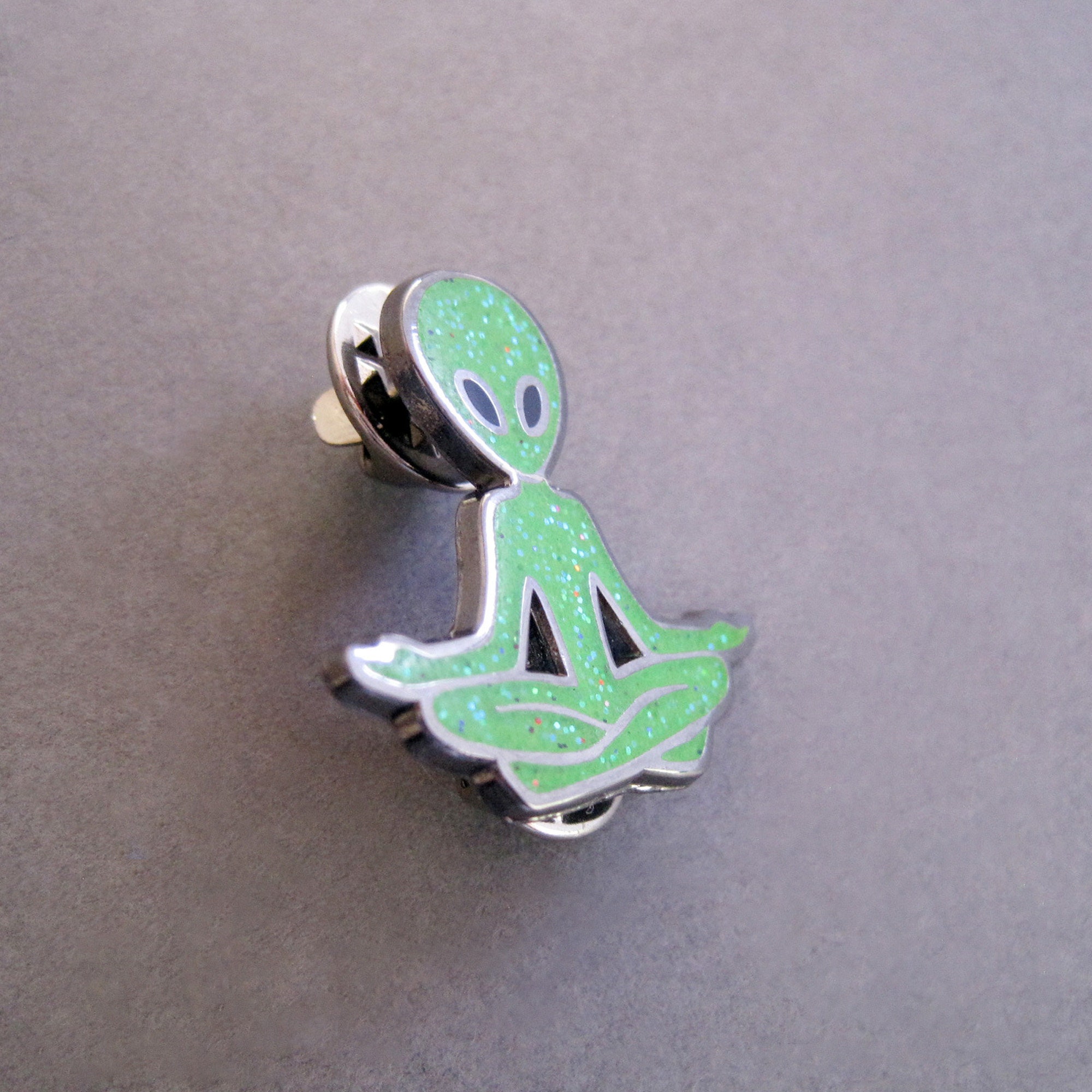Alien Pin Alien Hat Pin Meditating Alien Alien Enamel Pin | Etsy