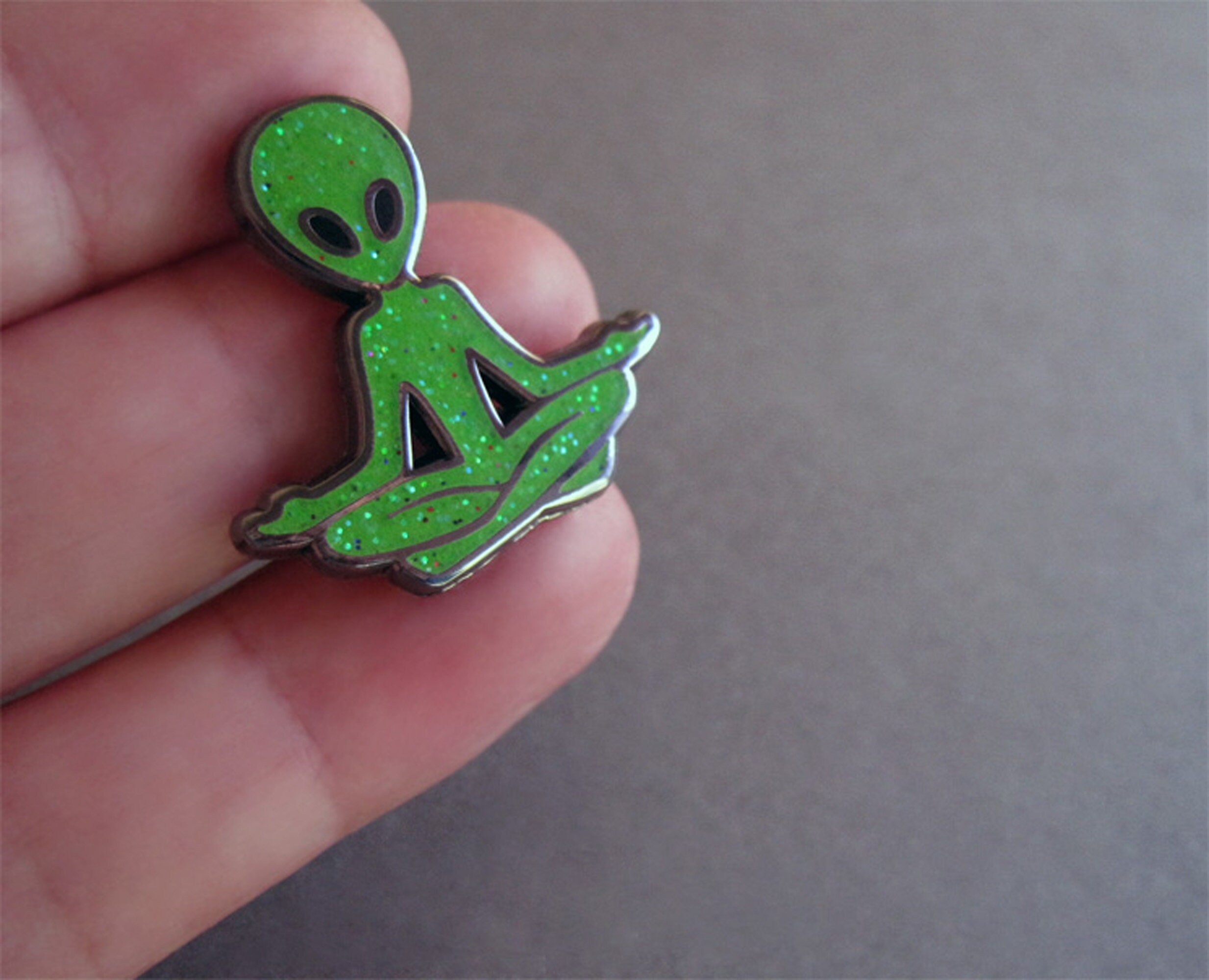 Alien Pin Alien Hat Pin Meditating Alien Alien Enamel Pin | Etsy