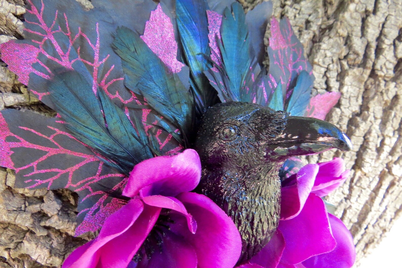 RAVEN Feather Flower Plaque Decoration W/ Hanger, Halloween Spooky ...