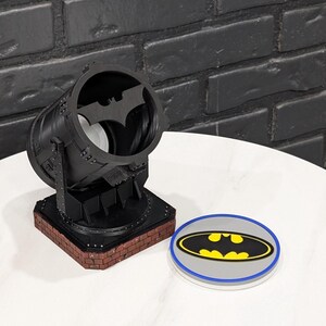 Superhero LED Desk Lamp, 3D Printed Battery-powered Table Lamp With ...