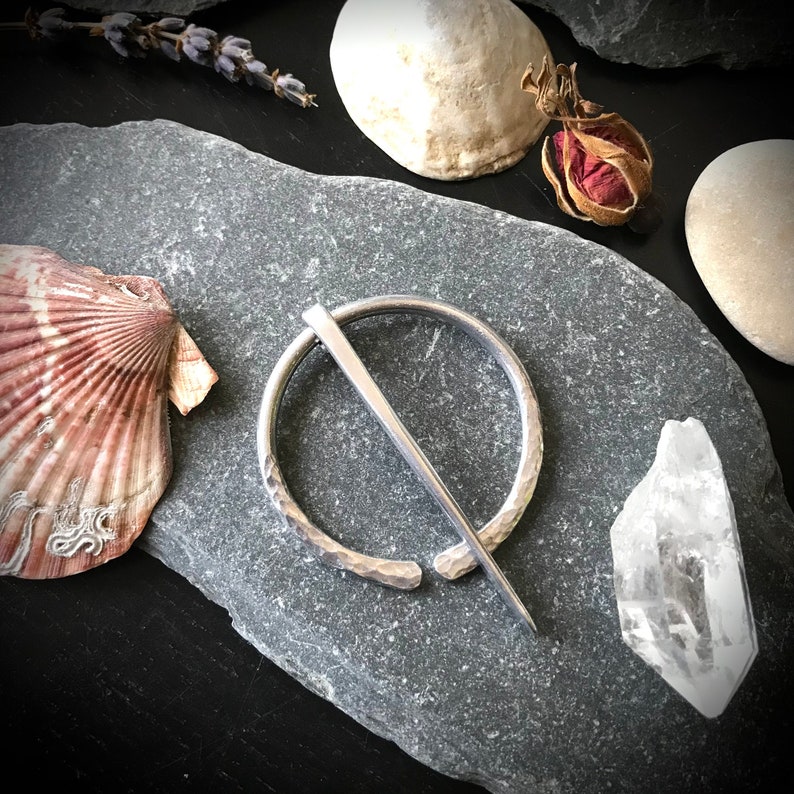 Anglo Saxon Fibula Brooch in Aluminium for Bulky or Chunky Knits - Etsy