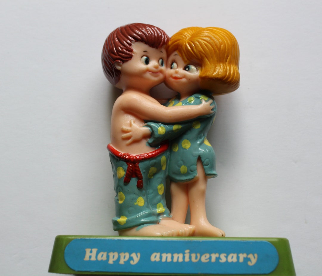 Vintage Happy Anniversary Hugging Couple Statue 1970s - Etsy