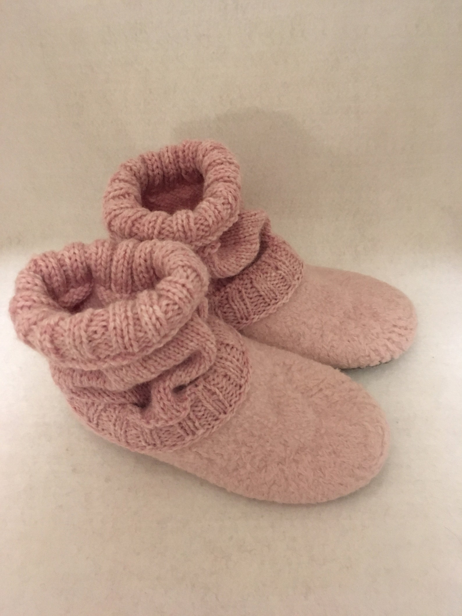 PDF Her Favorite Slippers Felted Knit Wool Pattern | Etsy