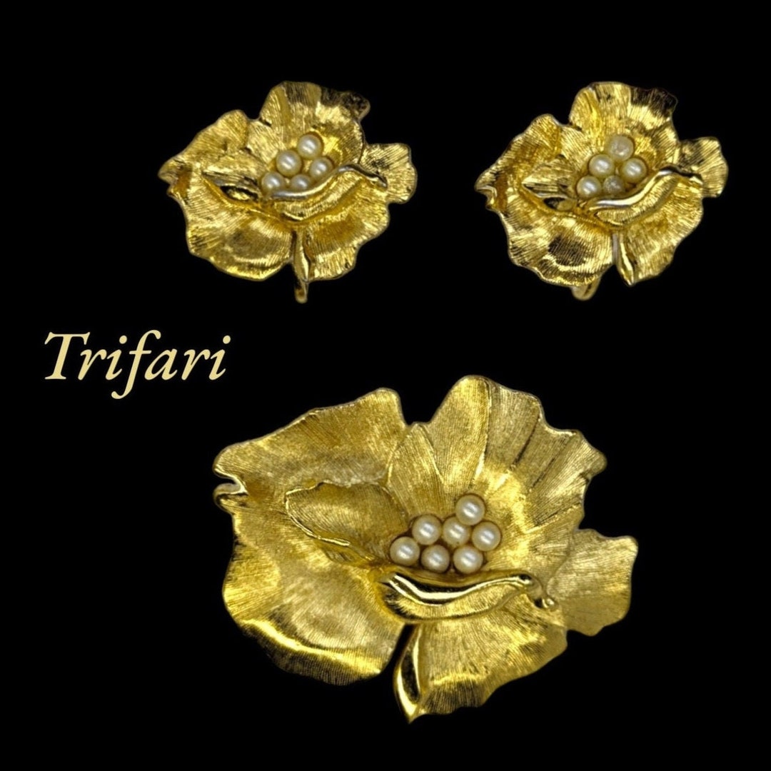 Crown Trifari Flower Wild Rose Brooch & Earrings Demiparure, Gold ...