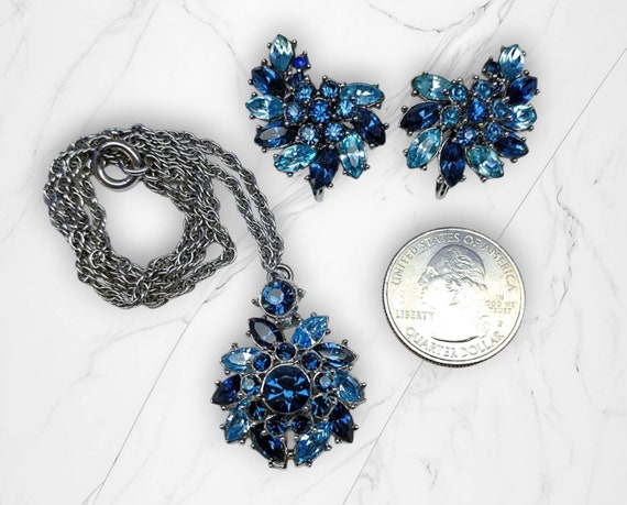 Crown Trifari "Contessa" Pendant - Necklace & Earring… - Gem