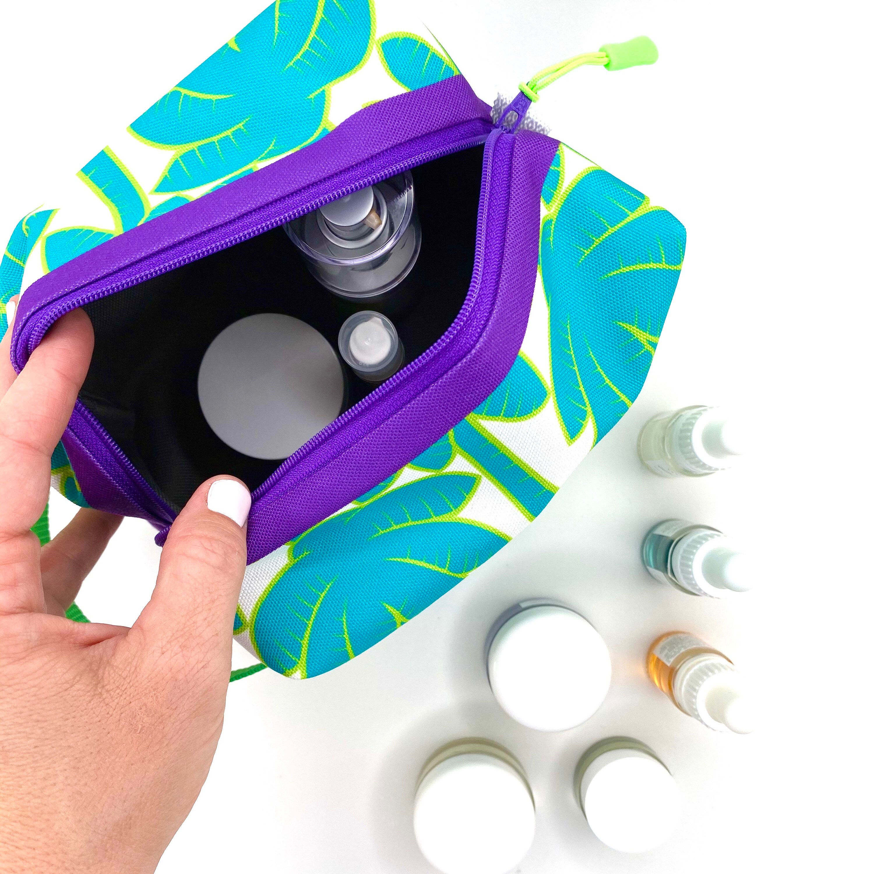 Turquoise Palm Tree Waterproof Boxy Toiletry Bag for Women. Travel Dopp ...