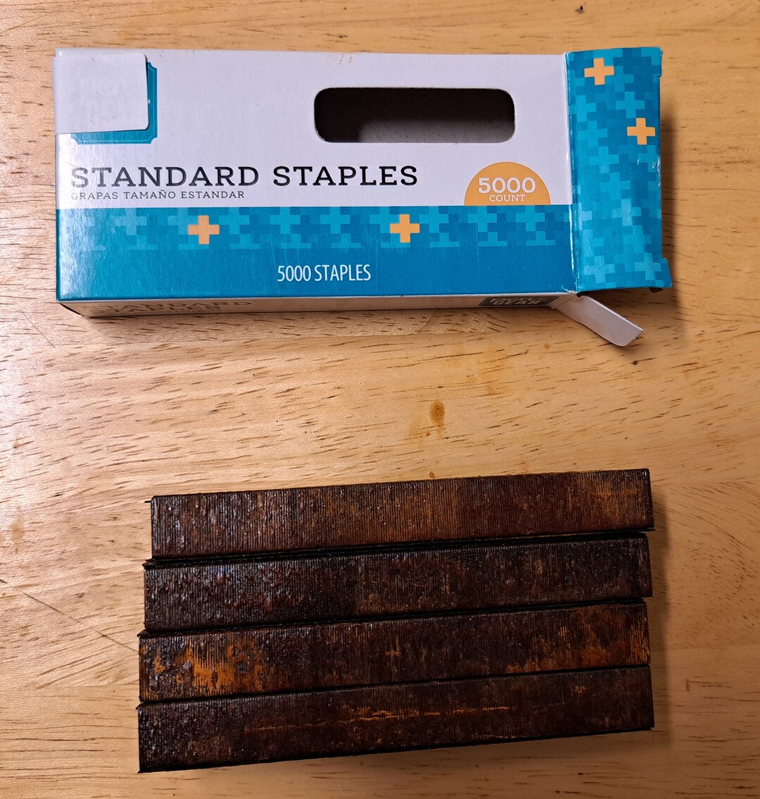 Rusted Regular Staples 2 Quantities Box of 1,000 Staples or Box of ...