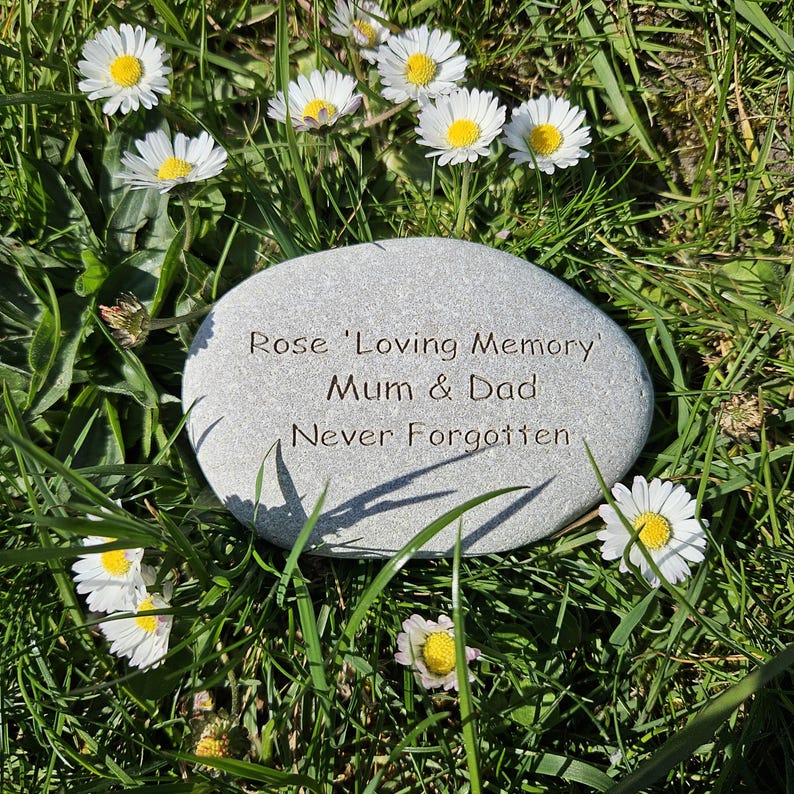 Personalised Engraved Memorial Stone: Light Colour Stones, Multiple ...