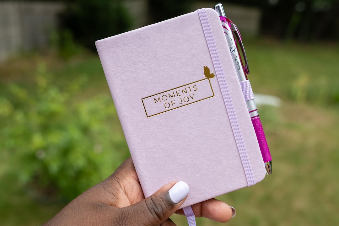 Capture Joy: Moments of Joy Journal | Gratitude Journal | Pocketbook ...