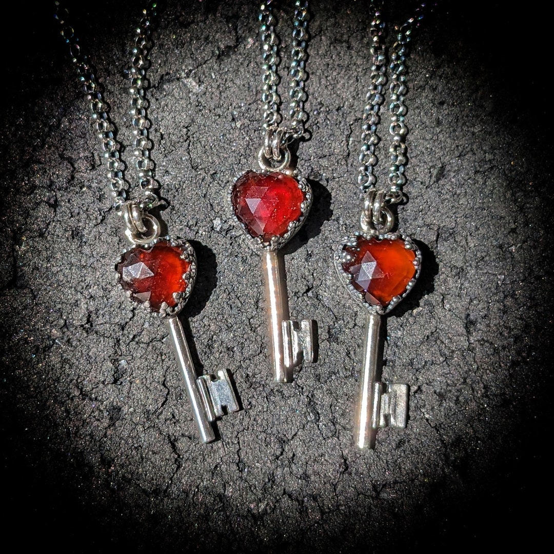 GARNET SKELETON KEY Rose Cut Faceted Hessonite Garnet Heart Key Pendant ...