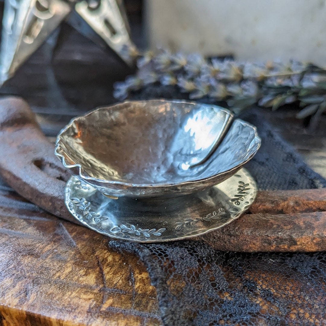 LILY PAD SILVER Ring Dish | 925 Solid Sterling Silver Bowl - Etsy