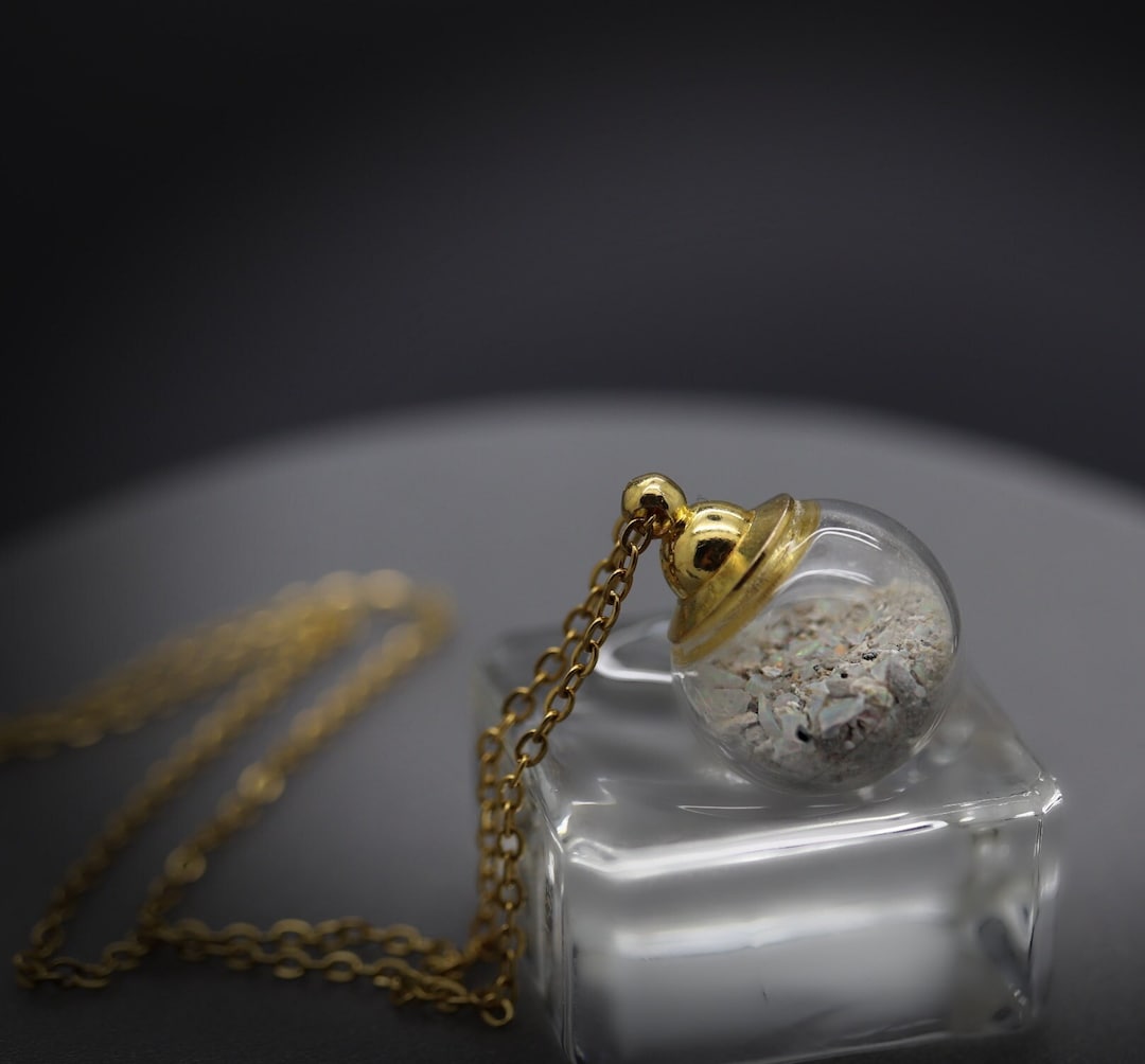 Urn Necklace for Human Ashes, Rose Gold Cremation Jewelry, Ashes ...