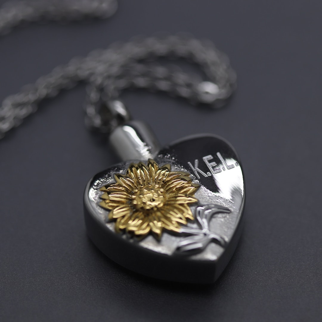 Cremation Locket for Ashes, Human Ash Keepsake, Cremation Necklace for ...