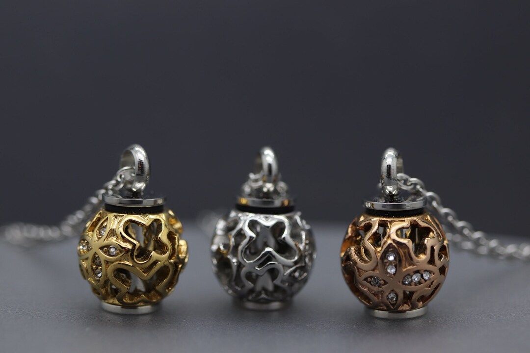 Cremation Locket for Ashes, Human Ash Keepsake, Cremation Necklace for ...
