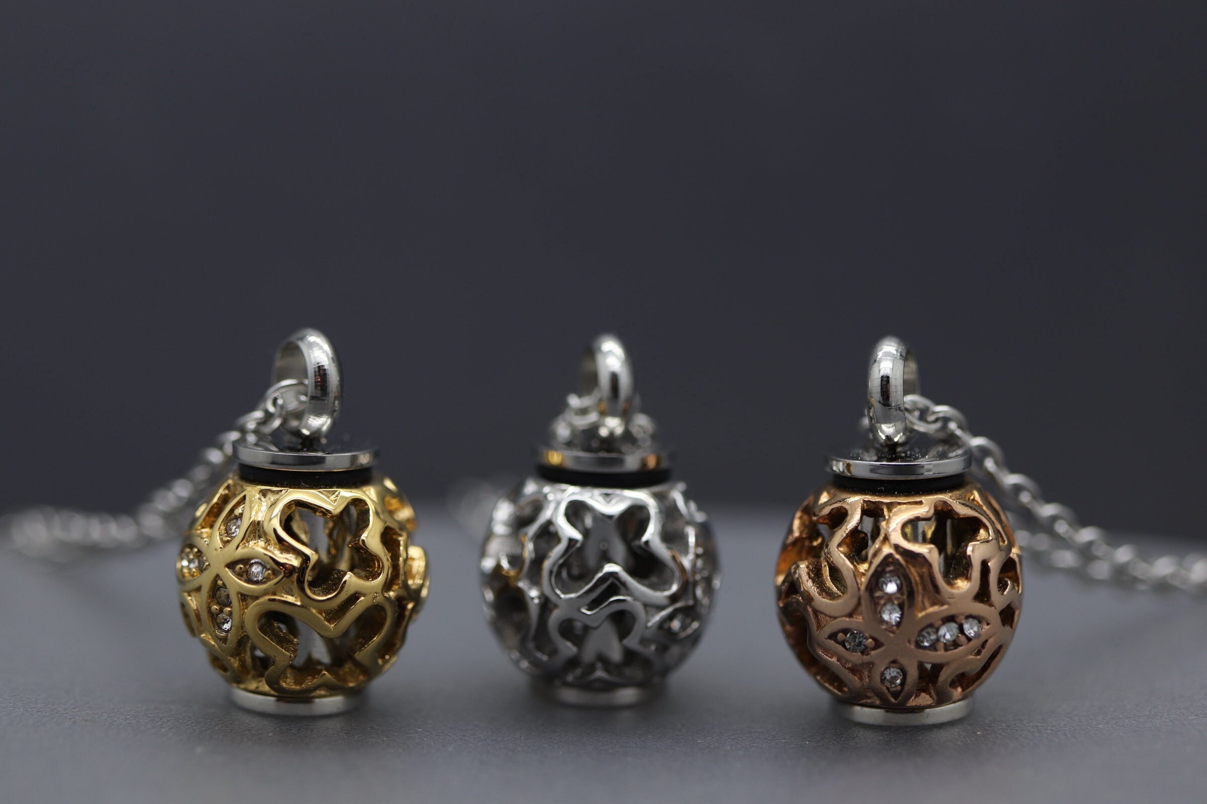 Cremation Locket for Ashes, Human Ash Keepsake, Cremation Necklace for ...