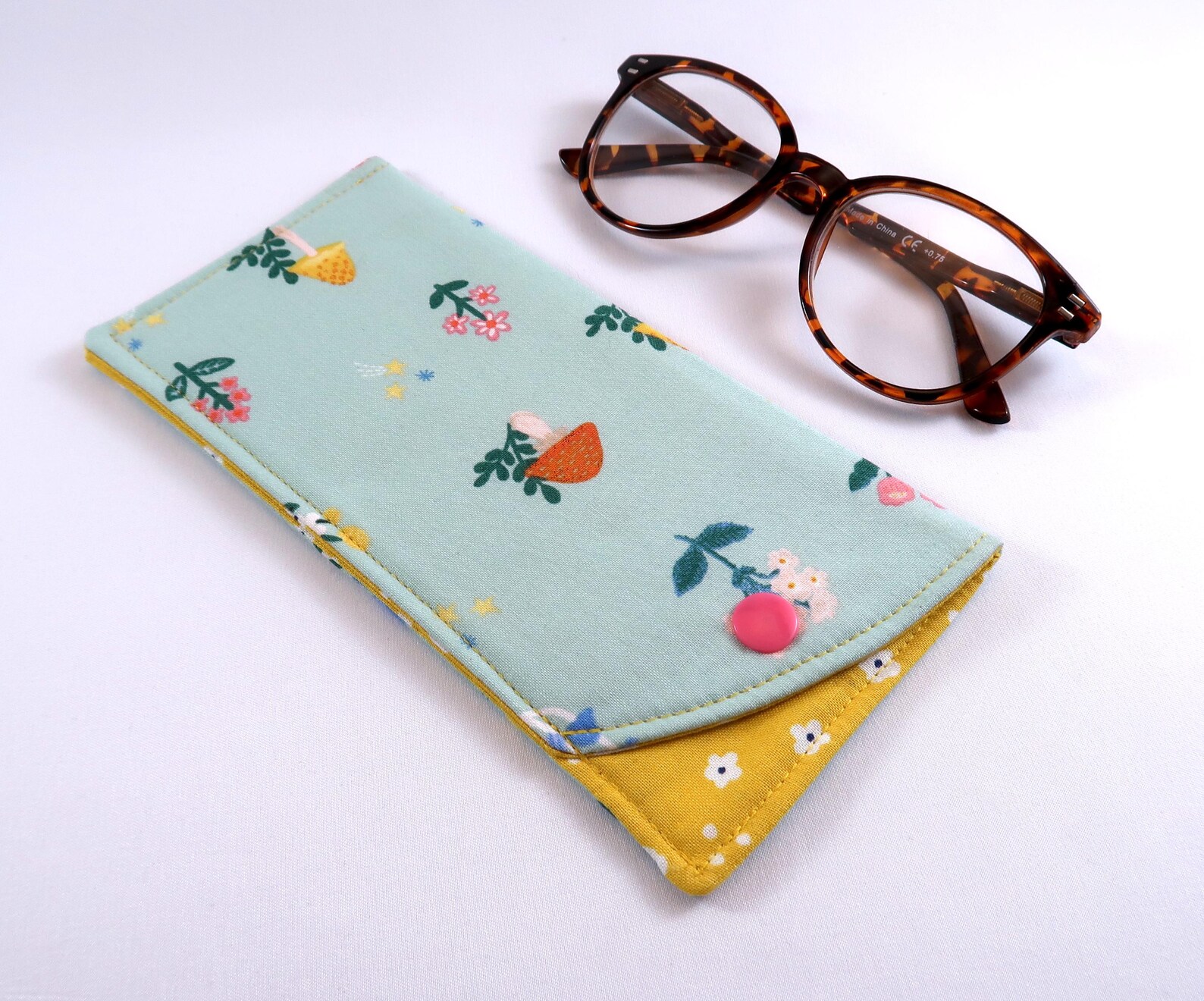 Glasses Case, Sunglasses Case, Fabric Eyeglasses Cover Mushrooms and ...