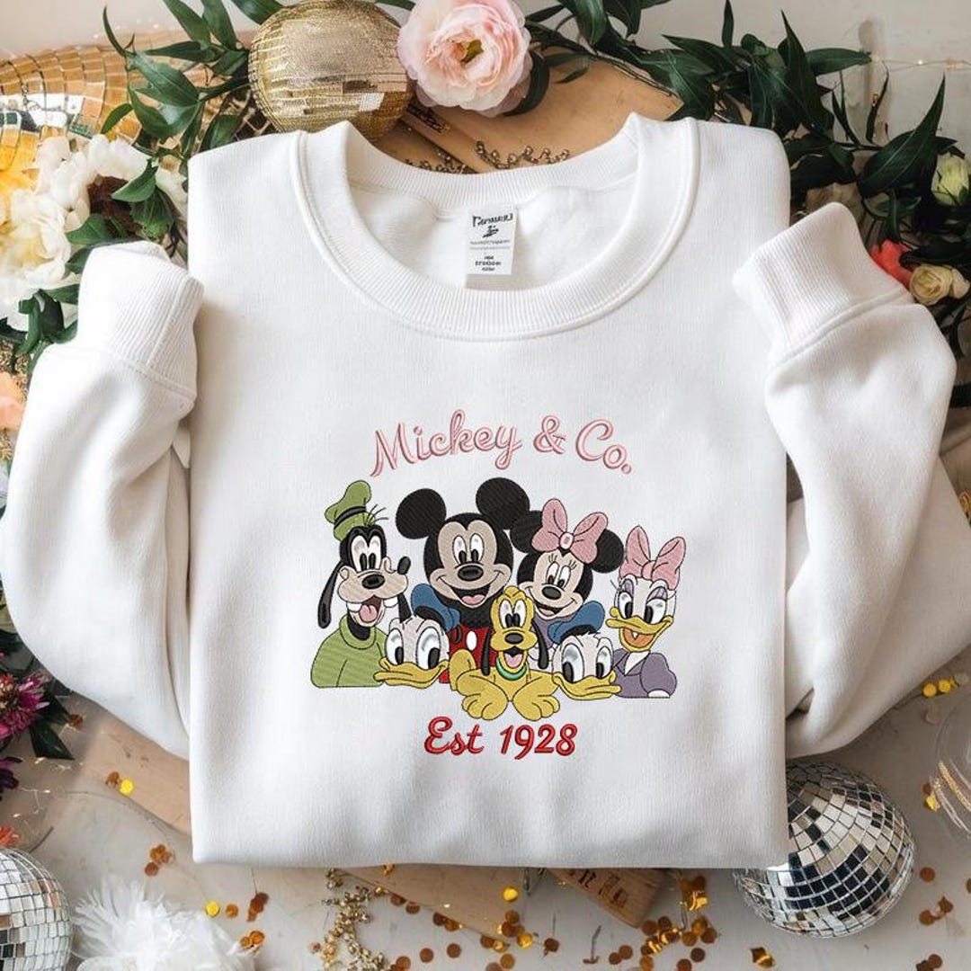 Cute Cartoon Friends Embroidery Design, Retro Style Character Group ...