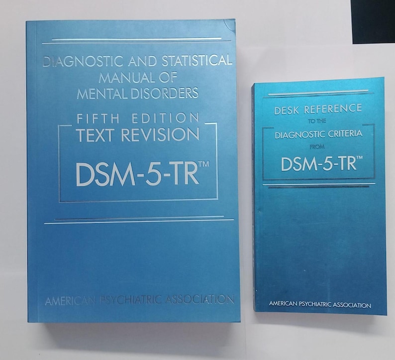DSM-5-TR: Diagnostic and Statistical Manual, 5th Ed. + Desk Reference ...