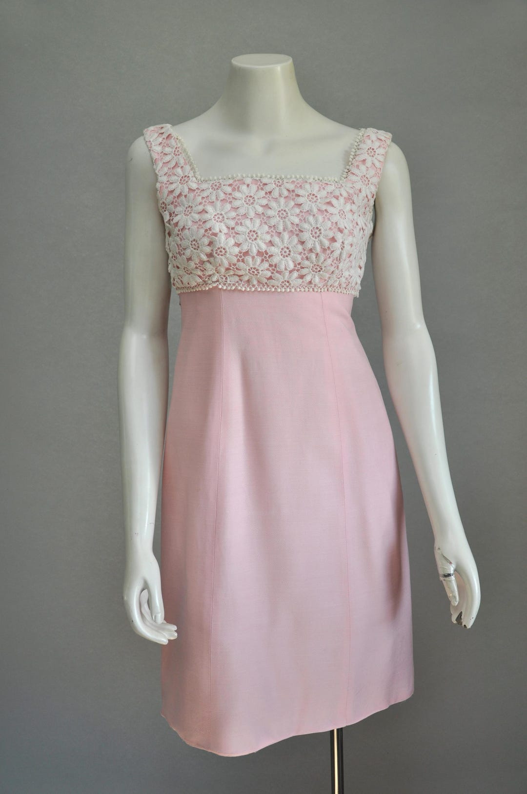 Vintage 1960s Pink Mod Party Dress W/ Floral Bust & Back Sash XXS - Etsy