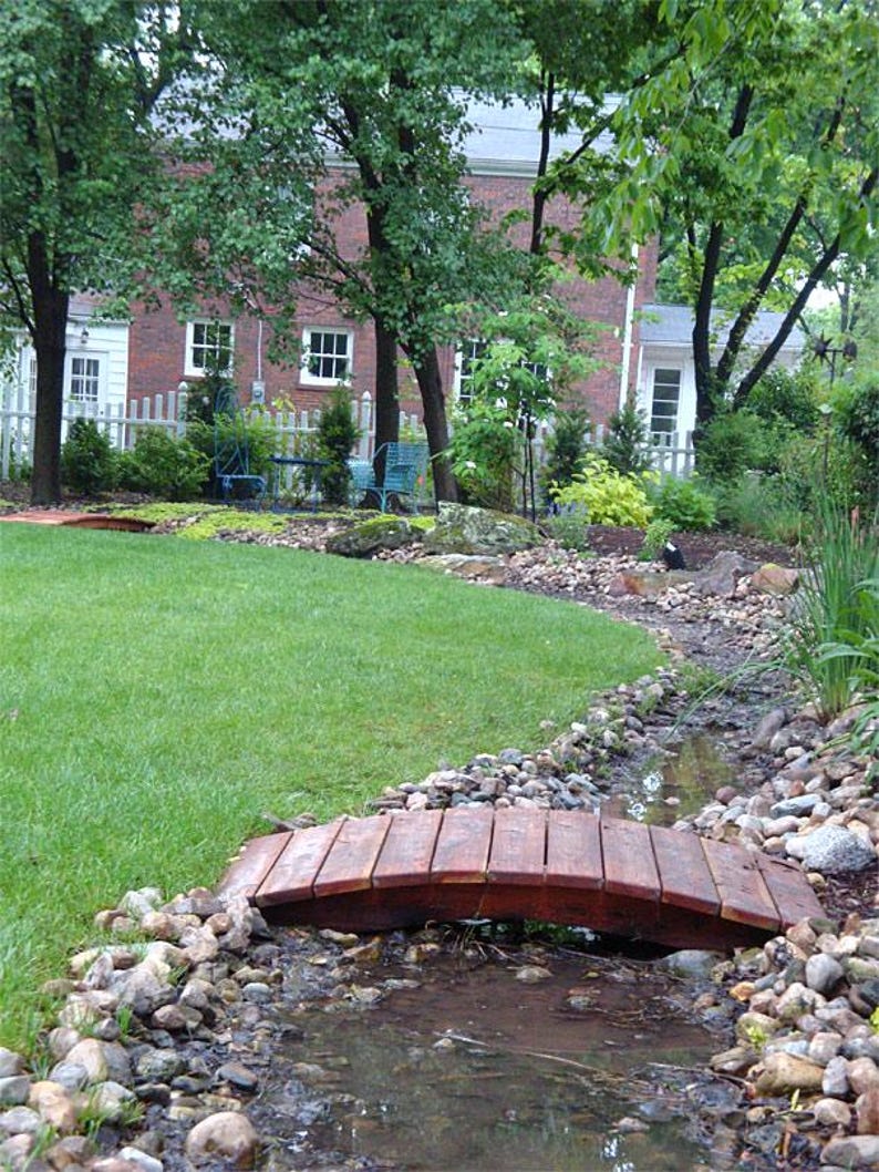 Red Cedar Garden Foot Bridge 4ft–12ft | Wooden Footbridge for Pond ...