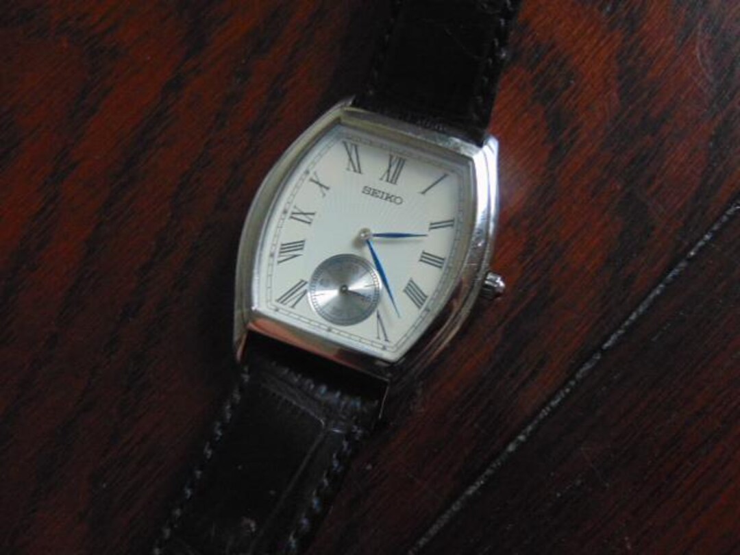 Mens Seiko Quartz Barrel Shape Watch With Textured Dial Stainless ...