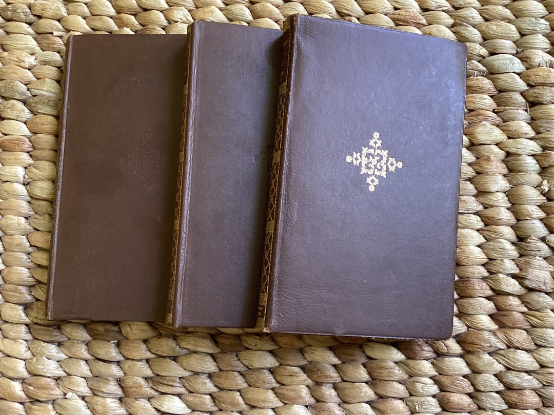 3 Books by H.G Wells the History of Mr. Polly , Toro Bungay and Kipps - Part of 1926 Essex ...