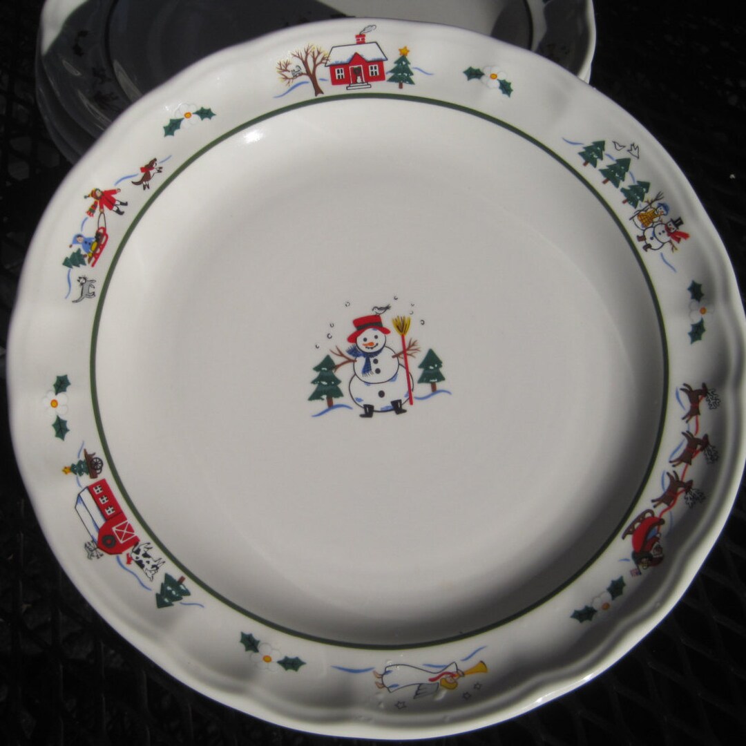 Pair of Pfaltzgraff Snow Village Dinner Plates, Sets of 2 Dinner Plates ...