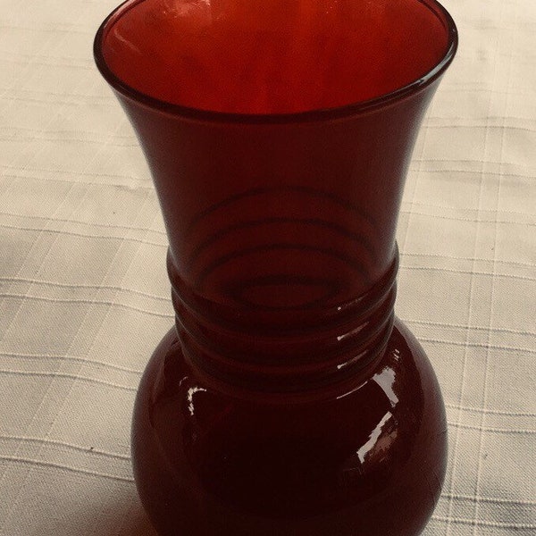 Ruby Red Vase - Etsy