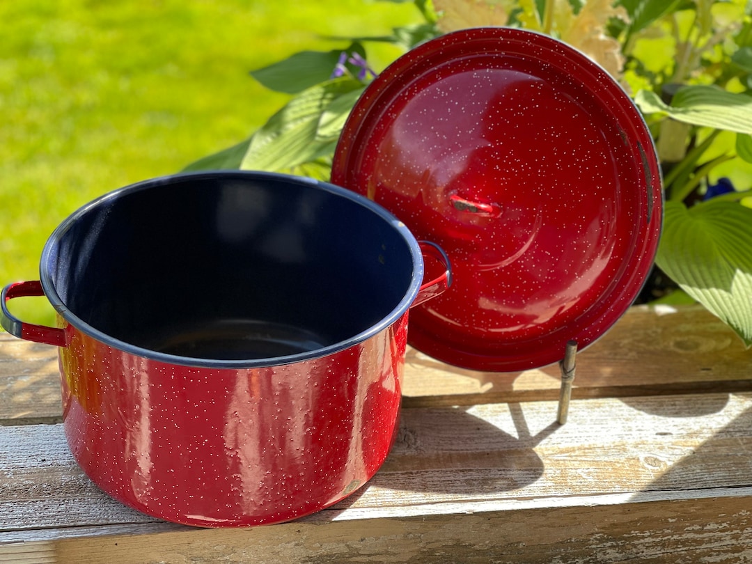 Vintage Red Graniteware Enamel Canner and Lid, Red With White Speckles ...