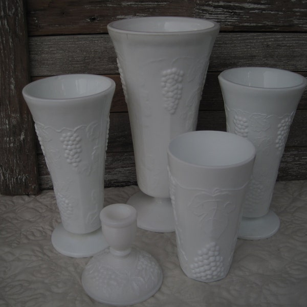 Large Milk Glass Vase - Etsy
