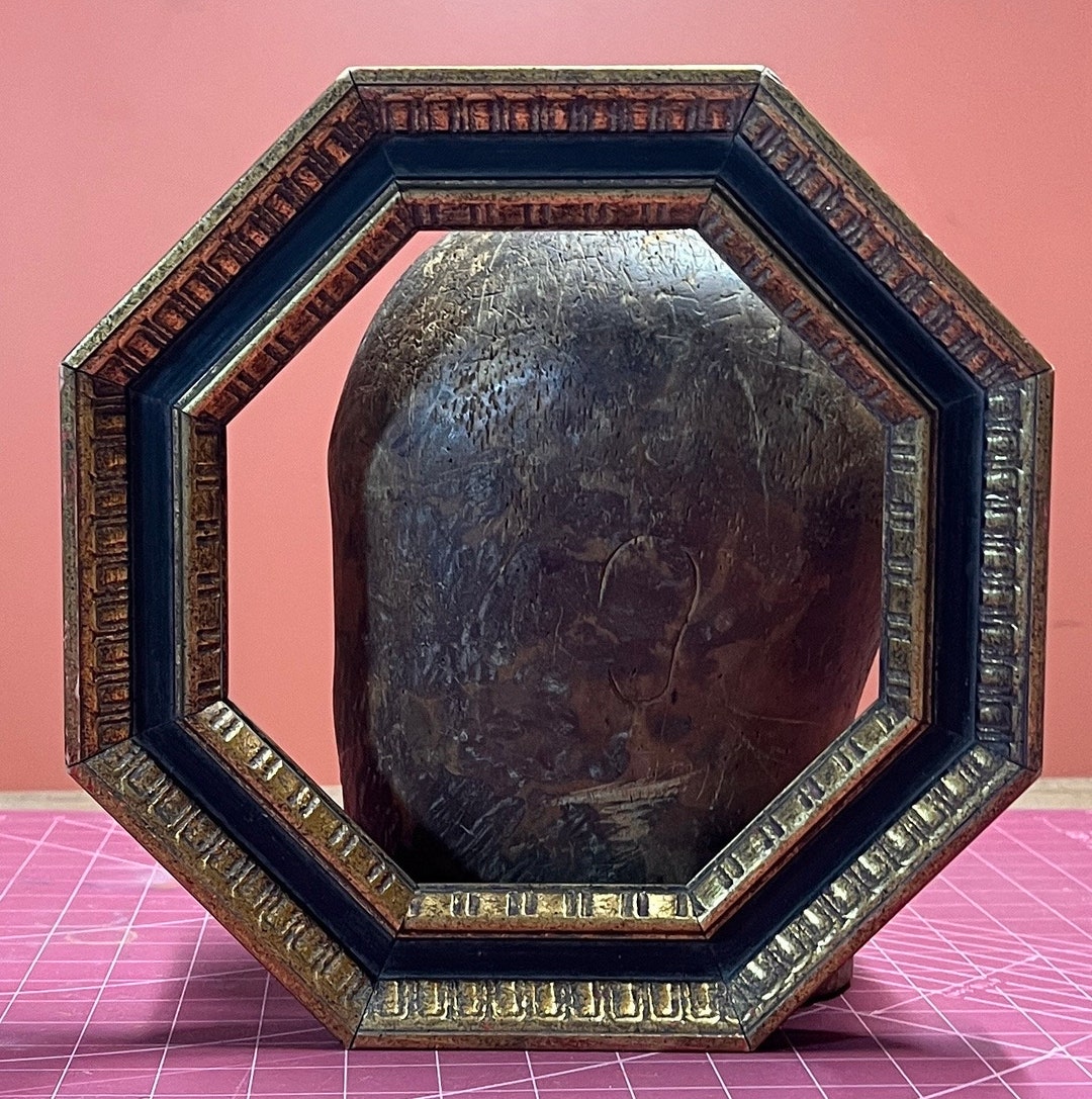 Vintage Octagon Black and Gold Wood Frame - Etsy