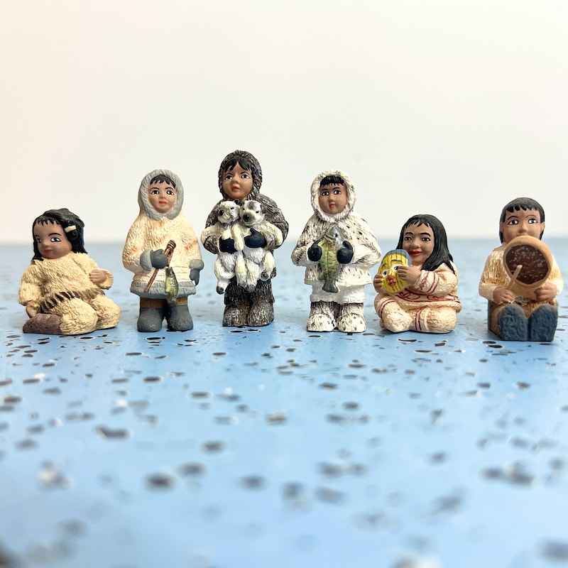 Inuit Dog Sculpture - Etsy
