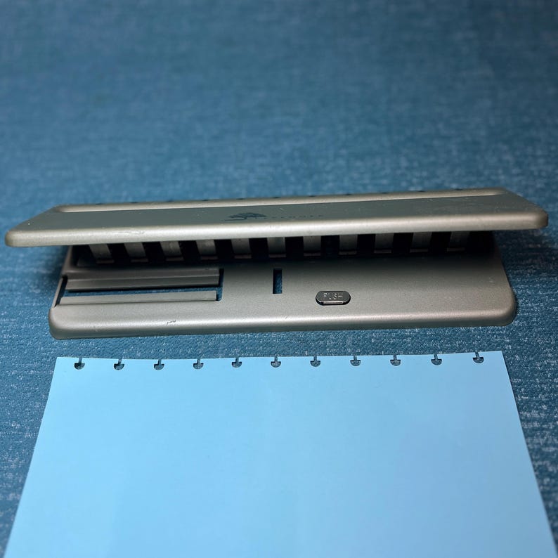 Levenger Circa Desk Punch 11 Hole/notebook Hole Punch/office Tools ...