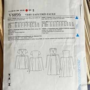Very Easy Vogue Dress Pattern V8896 - Size F5 (16-18-20-22-24) - Etsy