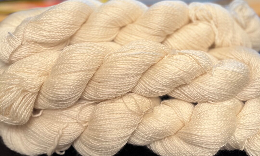Fingering Wool Yarn for Dyeing -- Sky Loom Weavers Kona Coast 100% ...