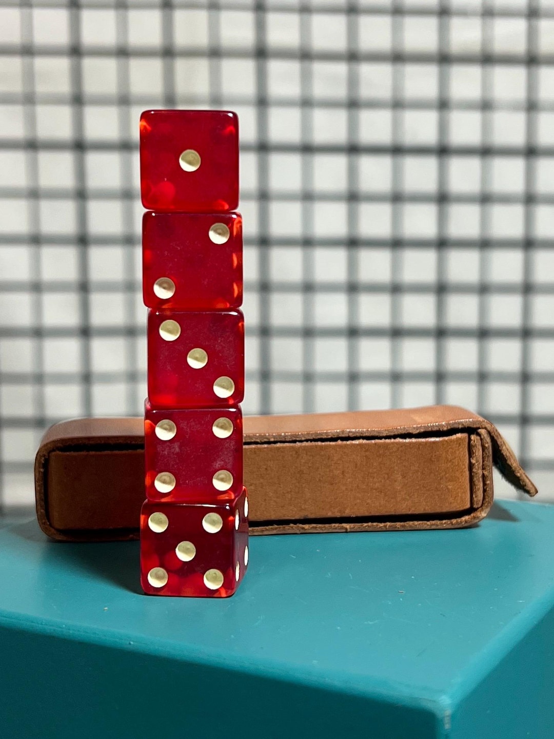 Old Cherry Translucent Bakelite 5 Dice Set in Leather Carry Case - Etsy