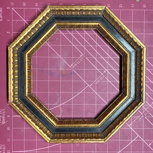 Vintage Octagon Black and Gold Wood Frame - Etsy